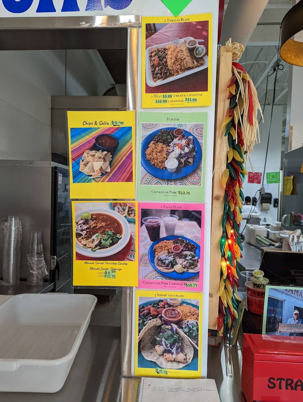 Menu at Los Hernandez Authentic Tamales restaurant, Yakima, W Nob Hill Blvd