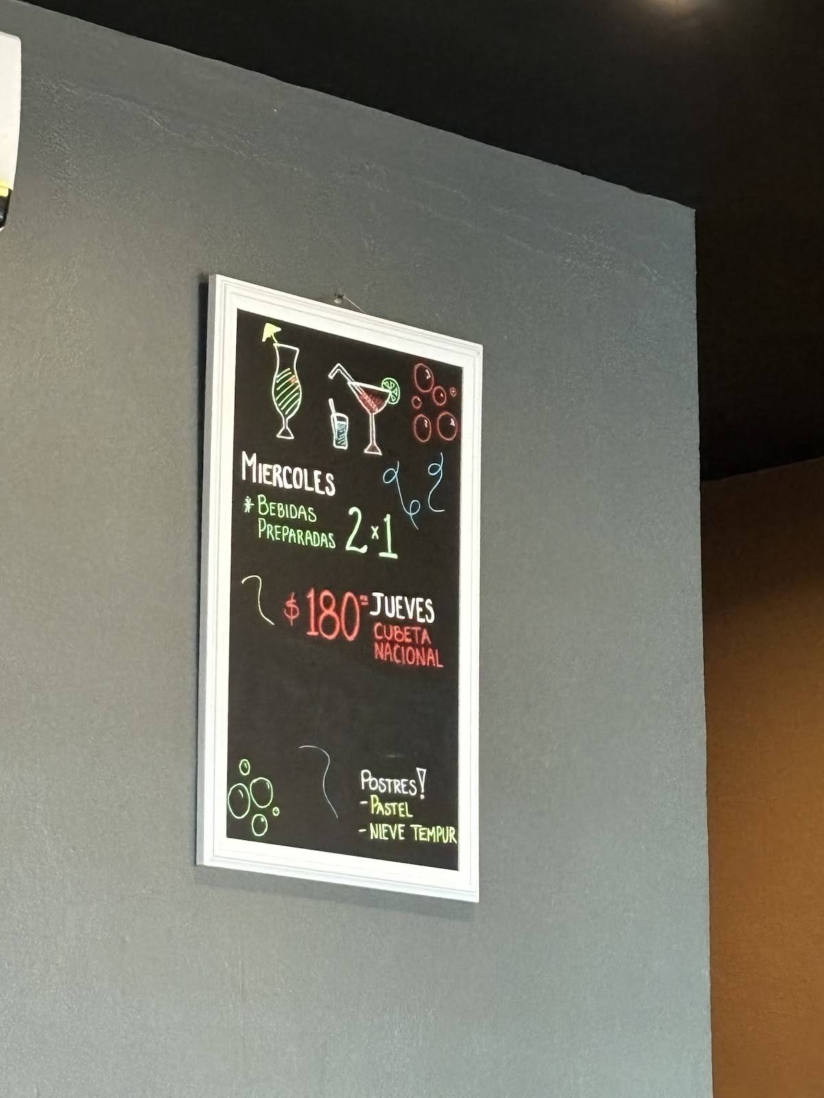 Carta del restaurante Maleno's Cantina & Grill, Nuevo Laredo