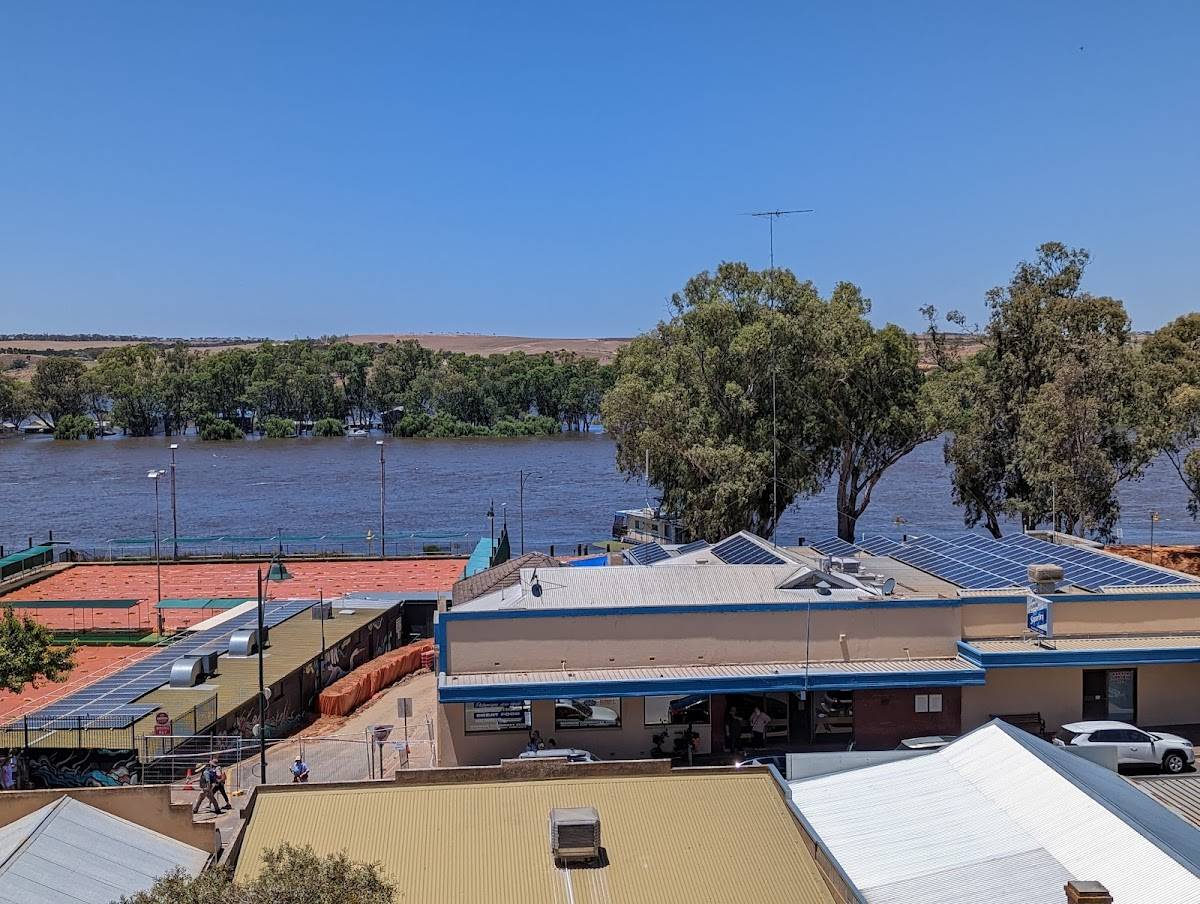 Menu at Mannum Community Club, Mannum