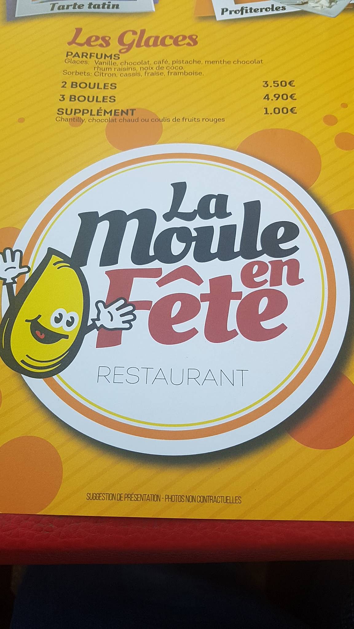 Menu at Le Chalut restaurant, Marseillan