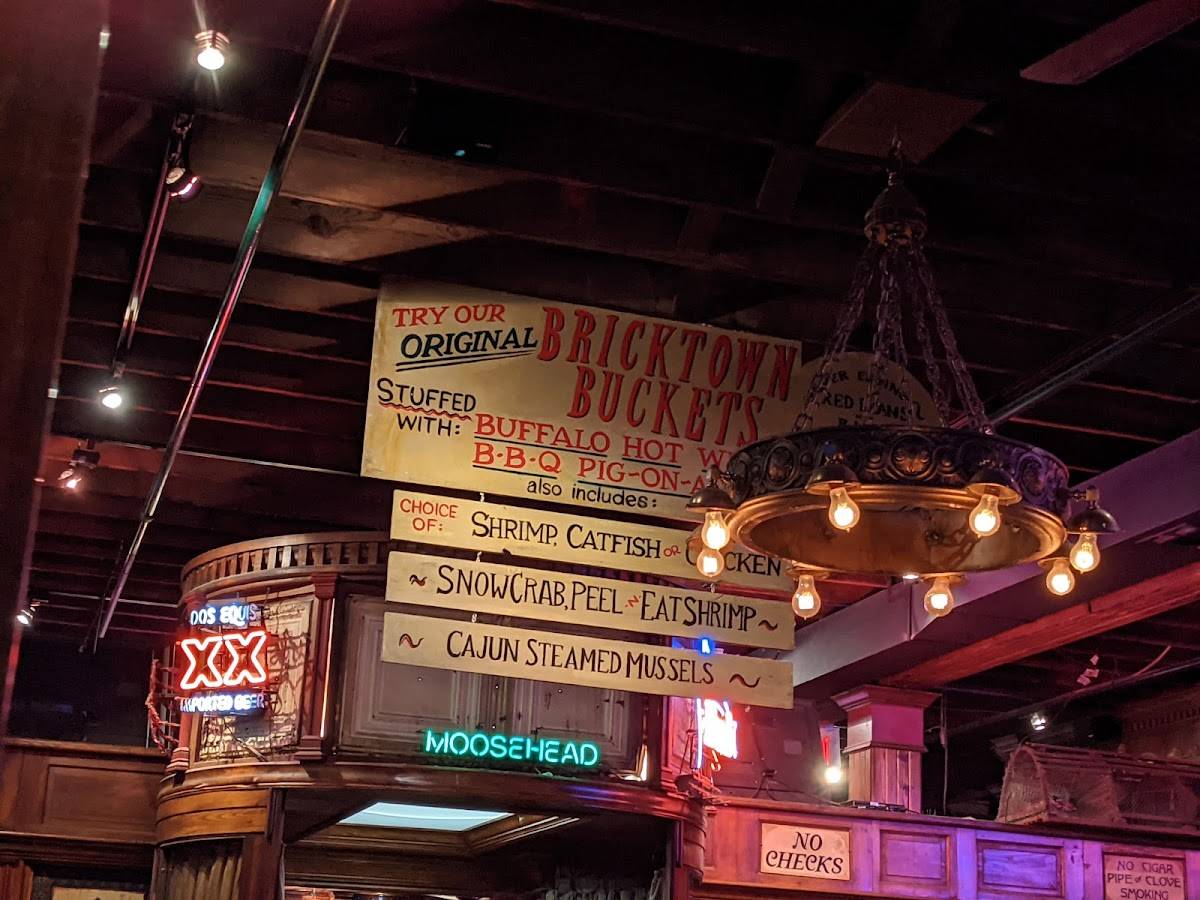 Menu at Pearl's Crabtown restaurant, Oklahoma City