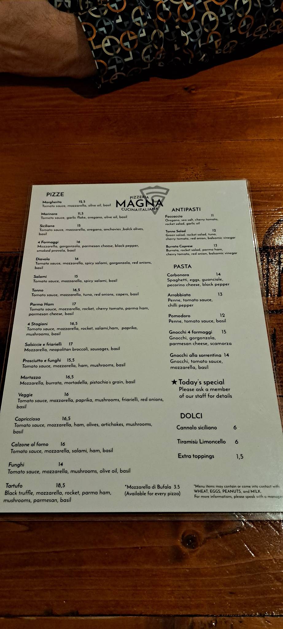Menu at Pizzeria Magna, Amsterdam, Ruyschstraat 42 H