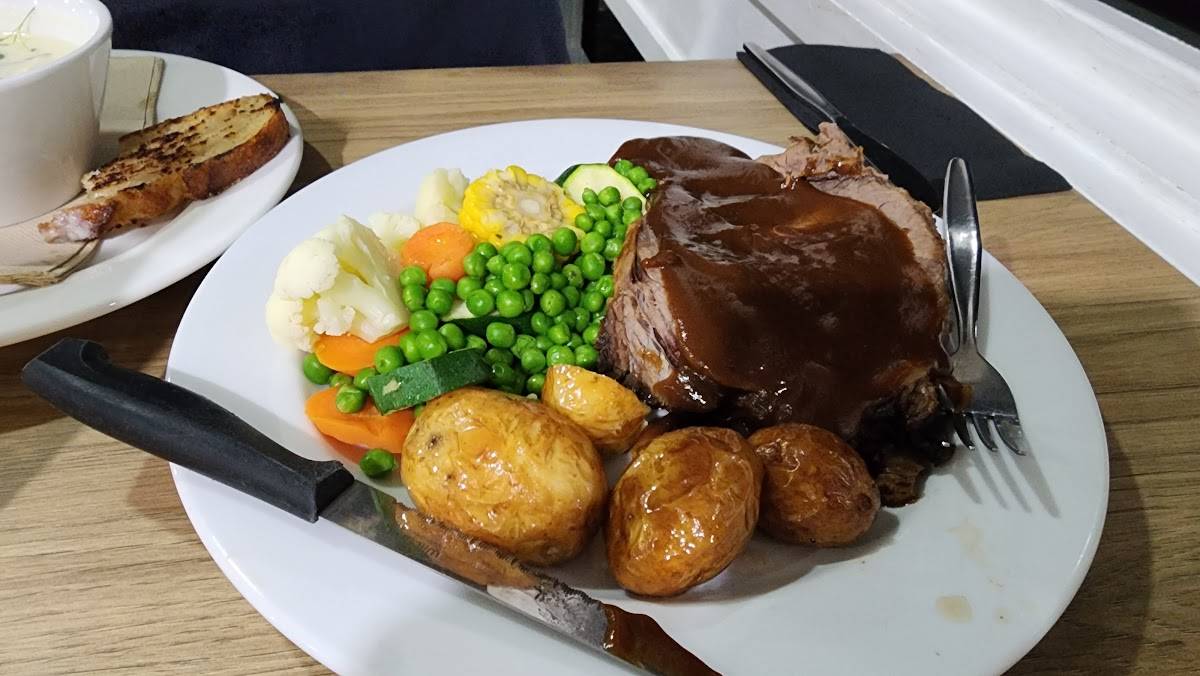 Menu at Mannum Community Club, Mannum