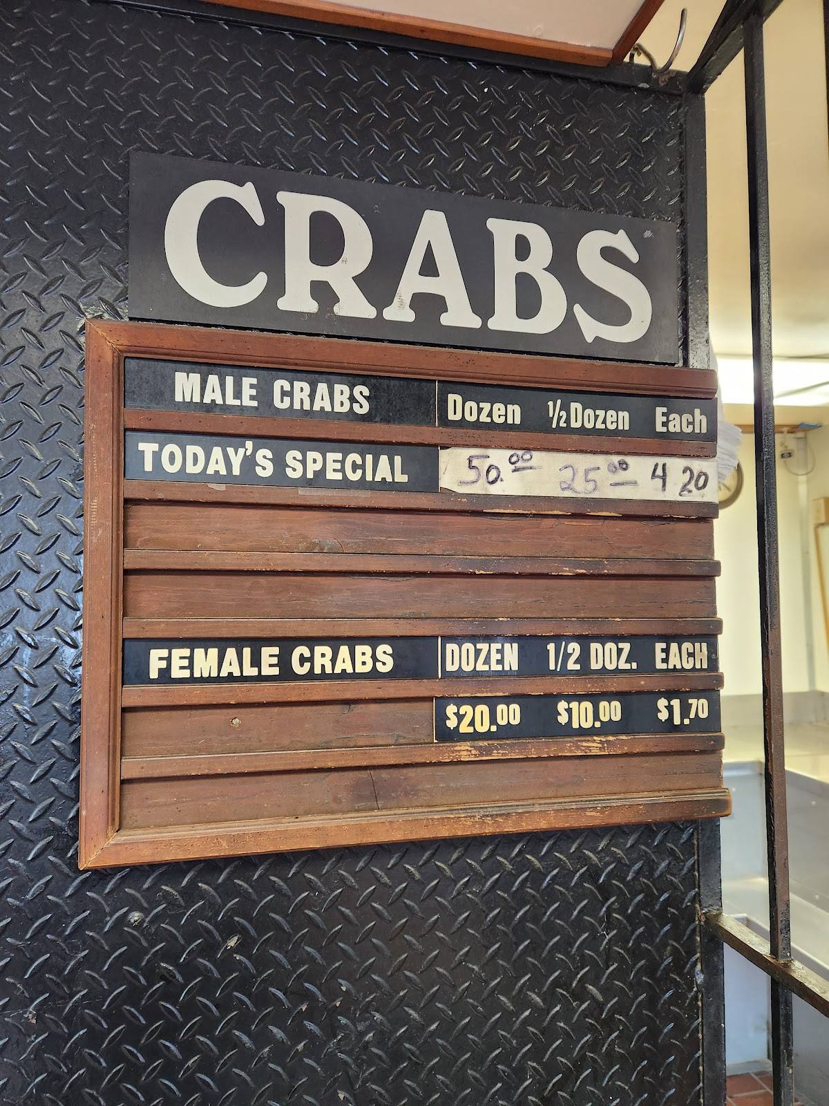 Menu at Ruff N Ready Crab House pub & bar, Chillum