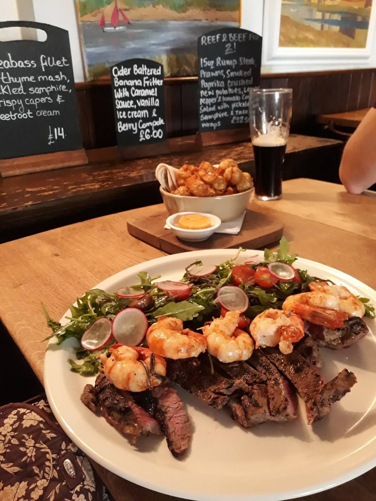 Menu at The Queen's Head, Crowmarsh Gifford pub & bar, Wallingford