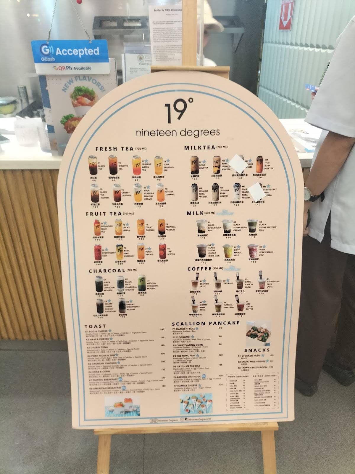 Menu at 19° Nineteen Degrees Glorietta, Makati