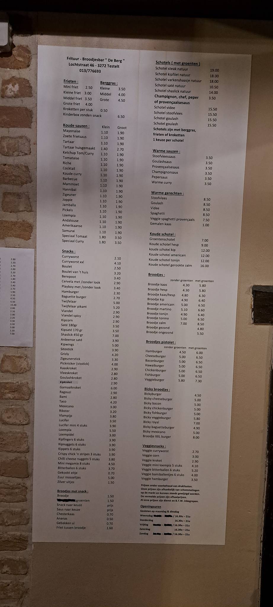 Menu at Frituur De Berg, Scherpenheuvel-Zichem