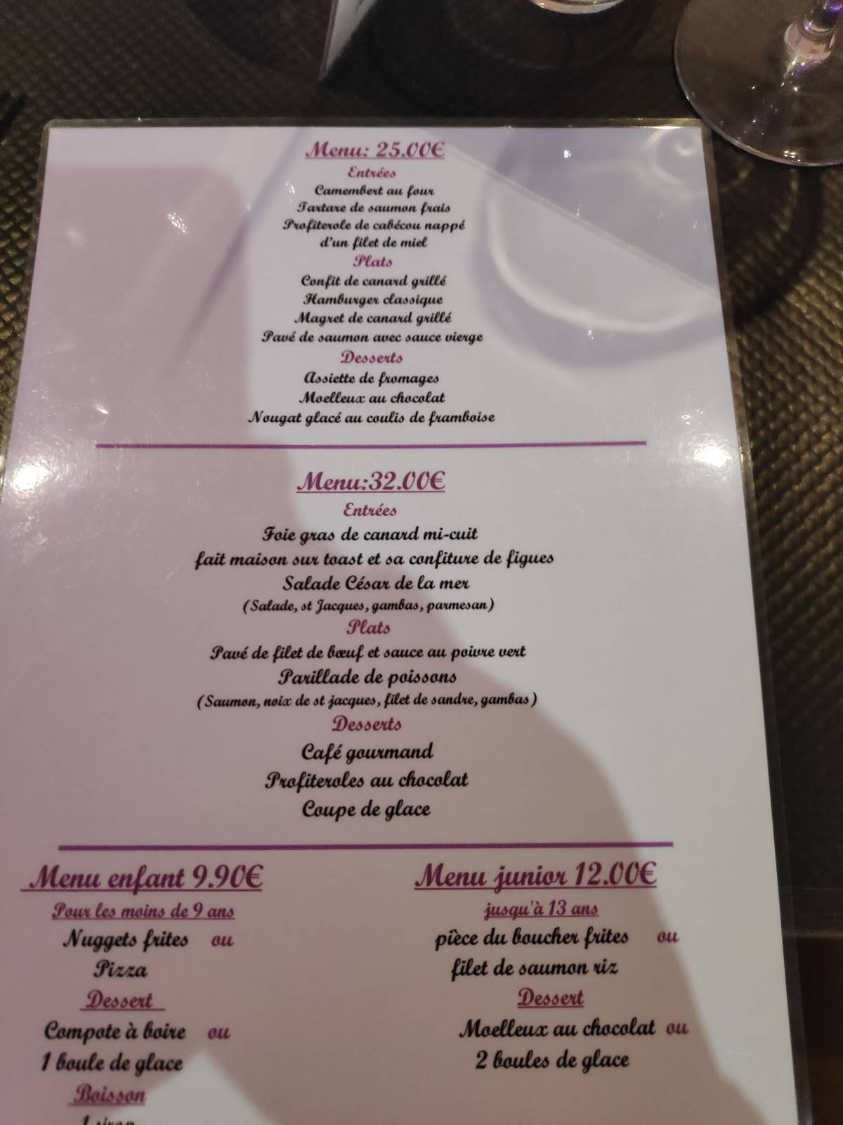 Menu au La Cascade restaurant, Moussan