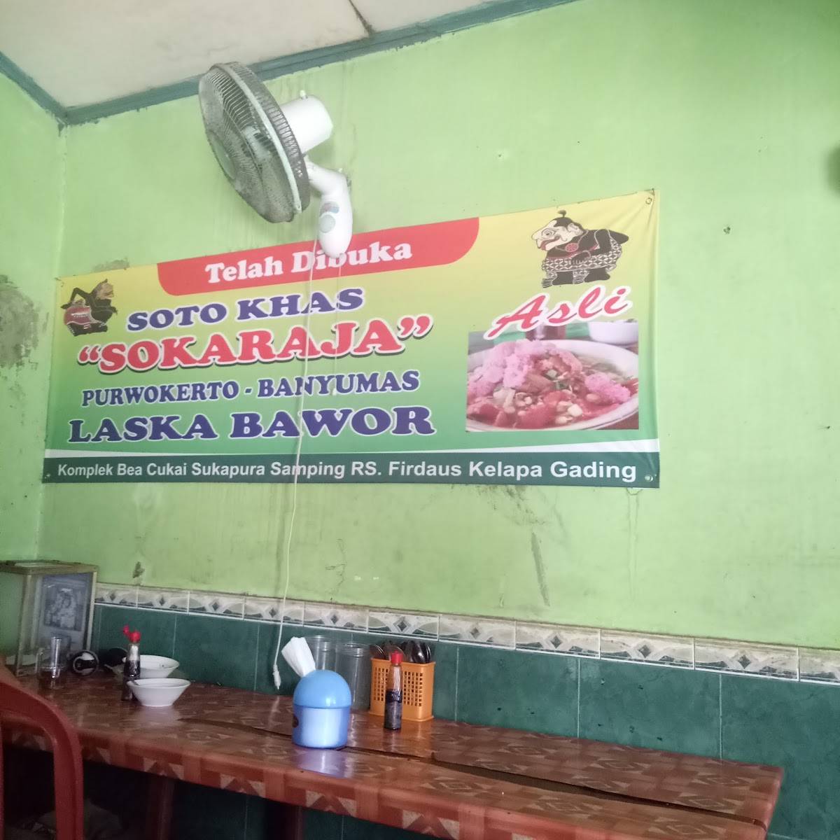 Menu at Soto Khas Sokaraja dan Mendoan LASKA BAWOR restaurant, Indonesia