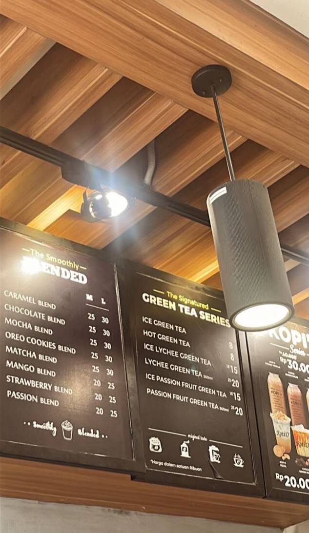 Menu at Roti'O Stasiun Kalideres, West Jakarta