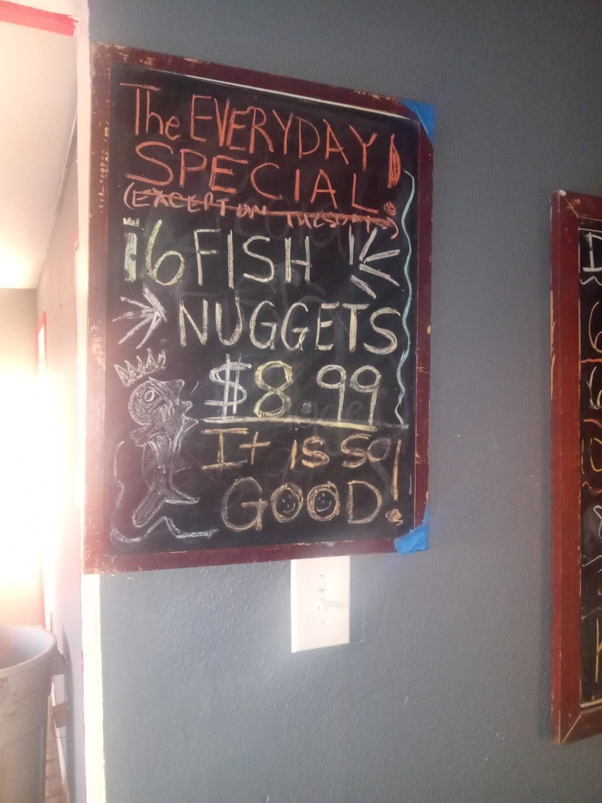 Menu at Royal Fried Chicken restaurant, Cedar Hill