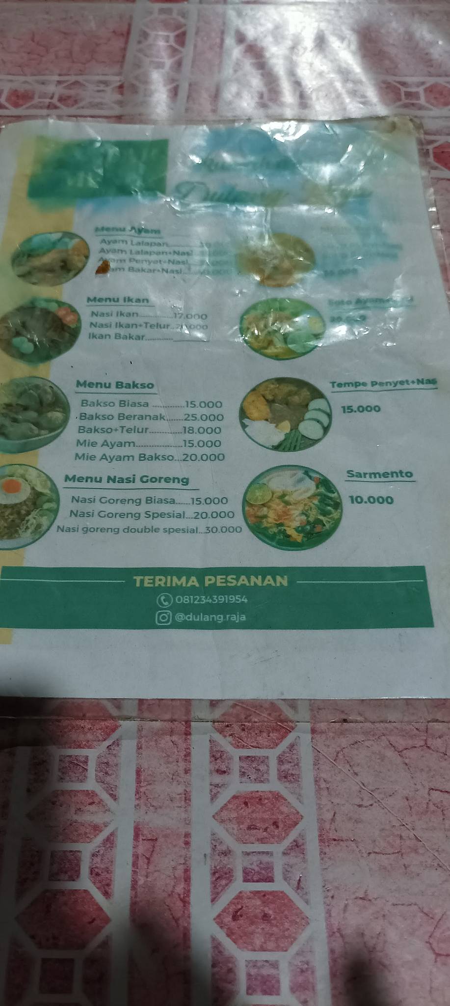 Menu at Rumah Makan Dulang Raja, Indonesia