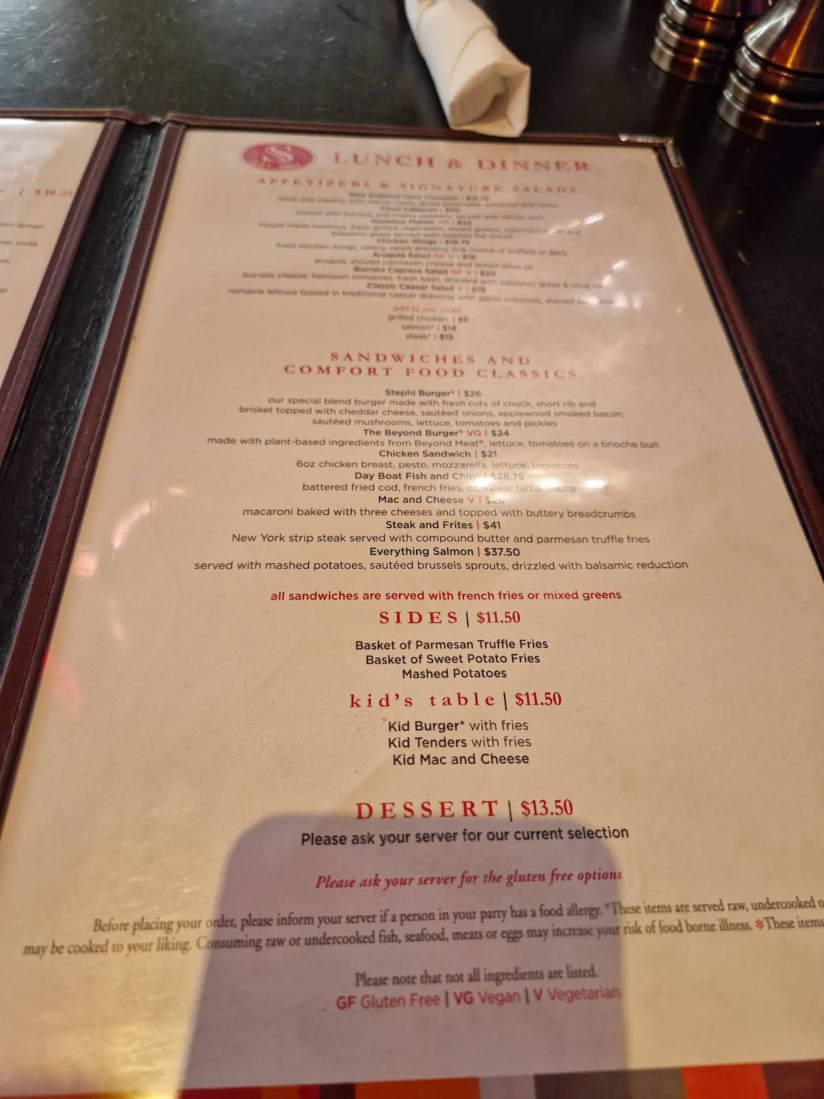 Menu at Stephanie's pub & bar, Boston, Logan Airport Terminal B