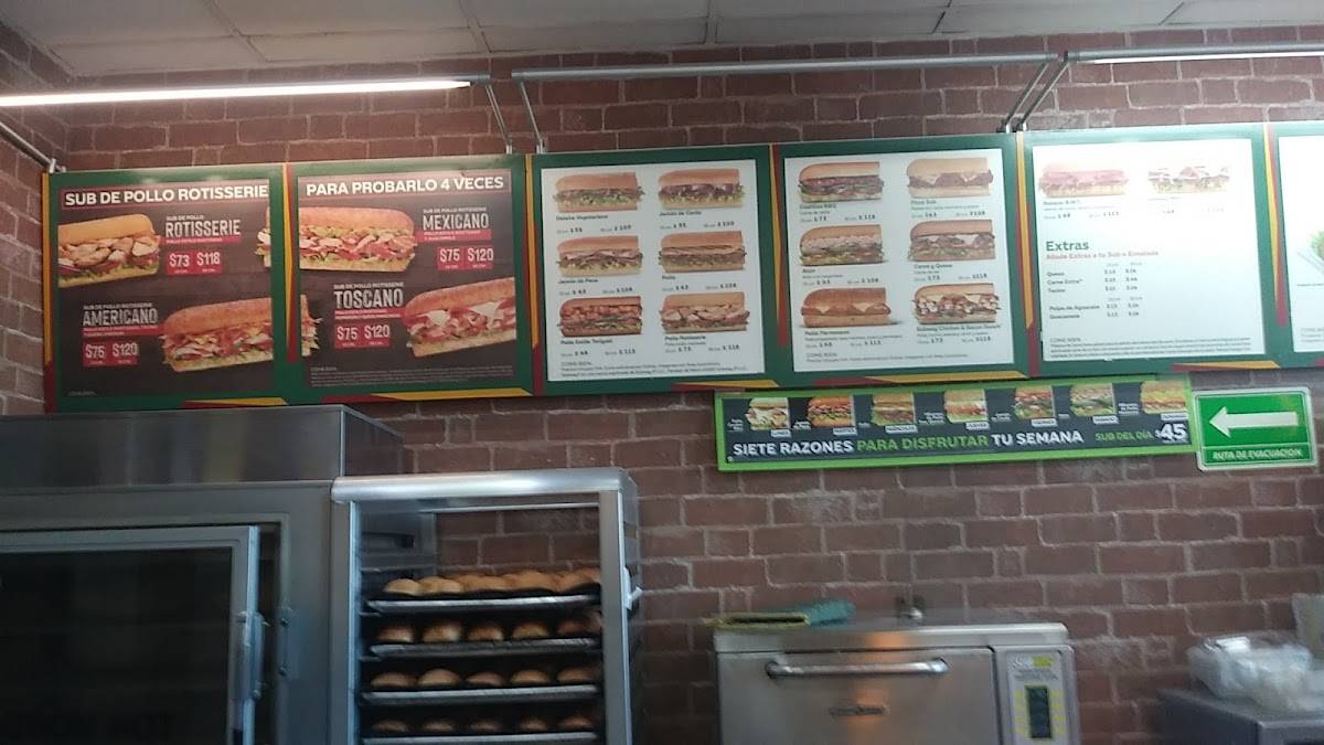 Menu at Subway restaurant, Reynosa, Almaguer Carretera Reynosa-Matamoros