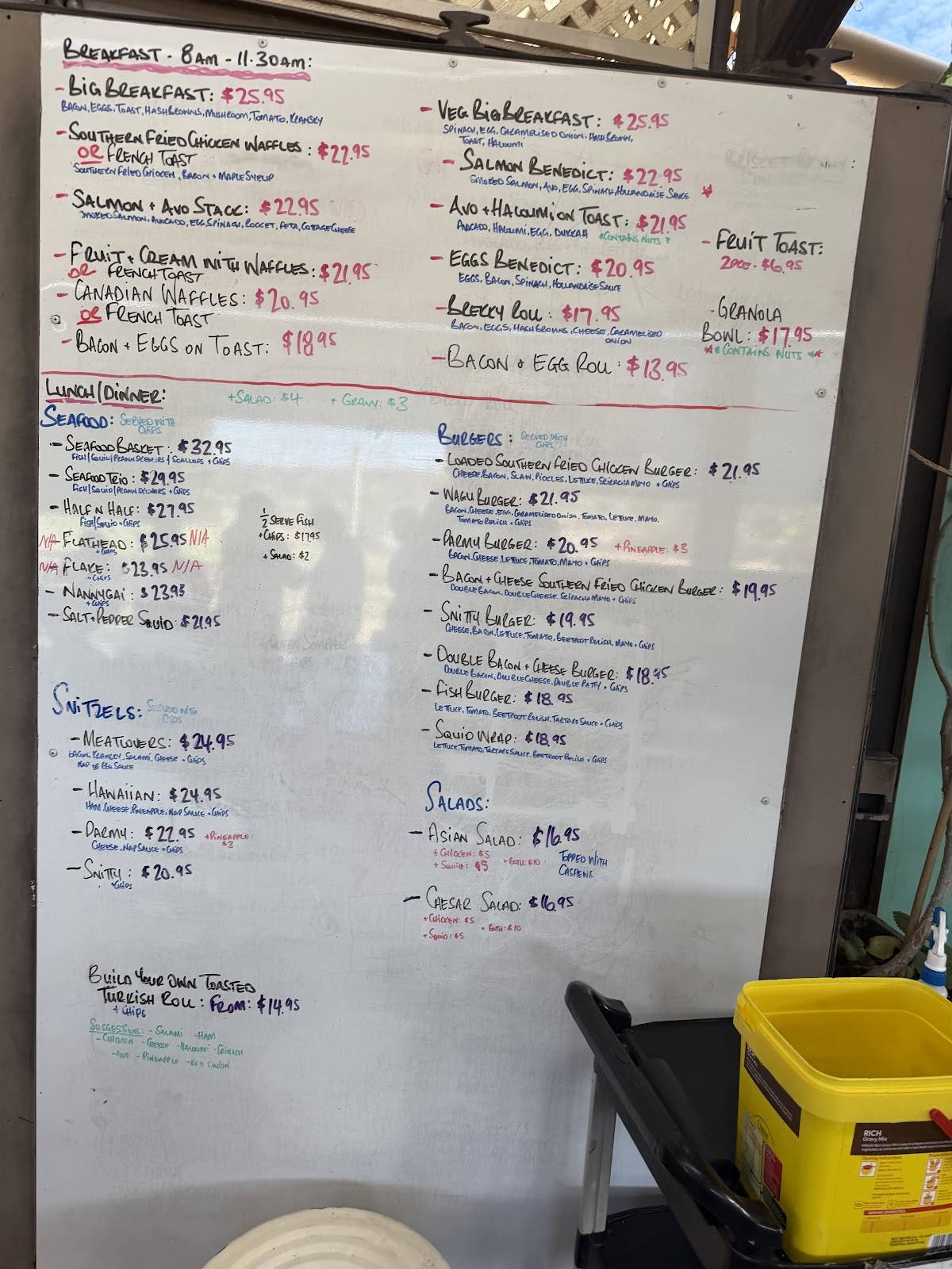 Menu at Sumthin' Tastee cafe, Whyalla Playford, Broadbent Terrace