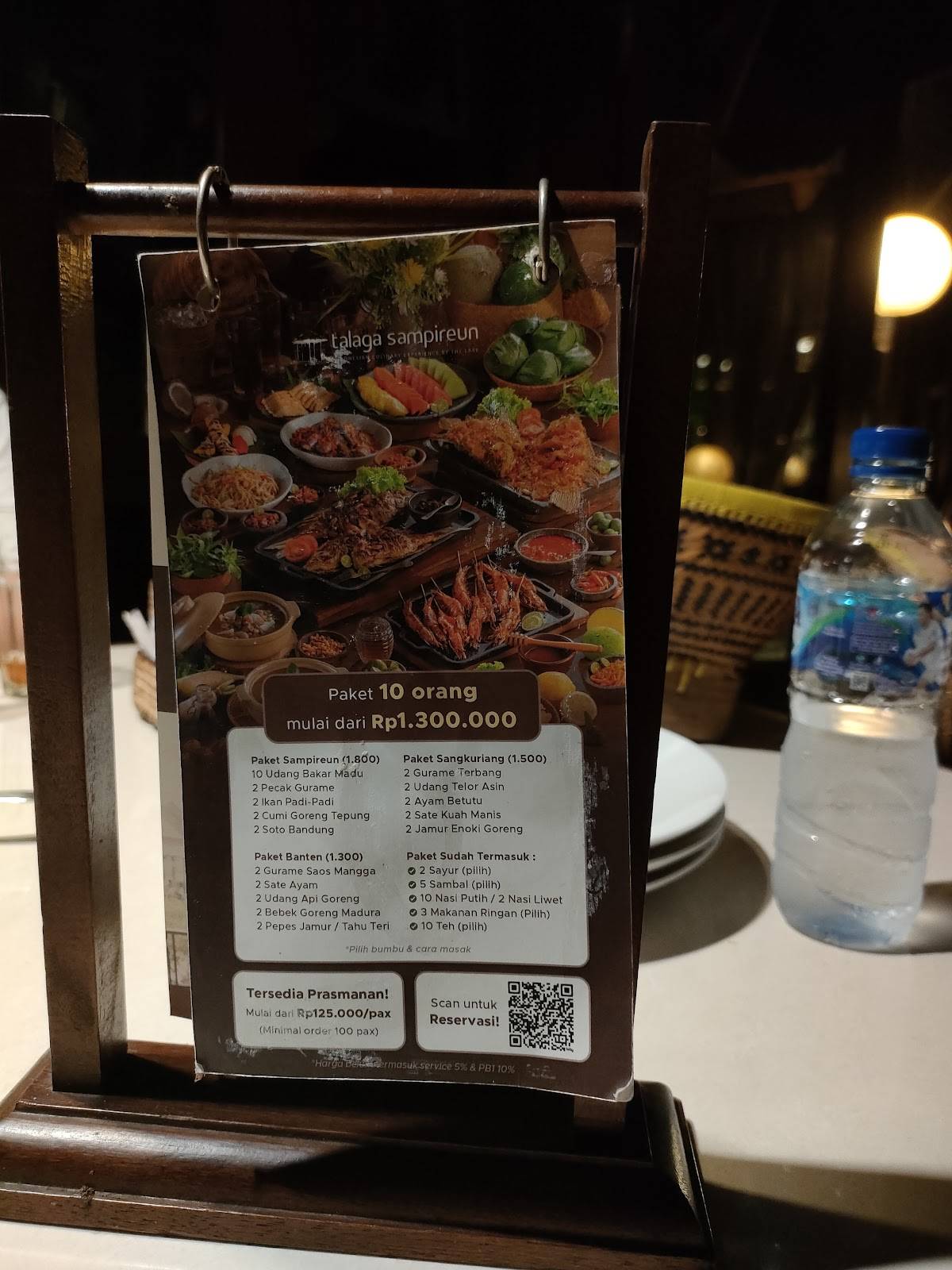 Menu at Talaga Sampireun Bintaro restaurant, Tangerang, Kawasan Niaga ...