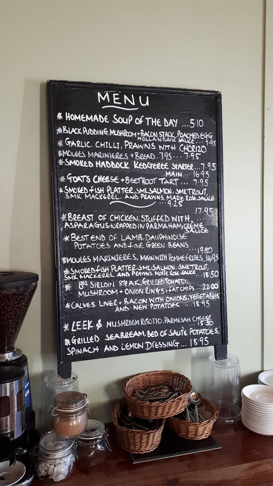 Menu at The Boot Inn restaurant, Leighton Buzzard, 51 High Rd