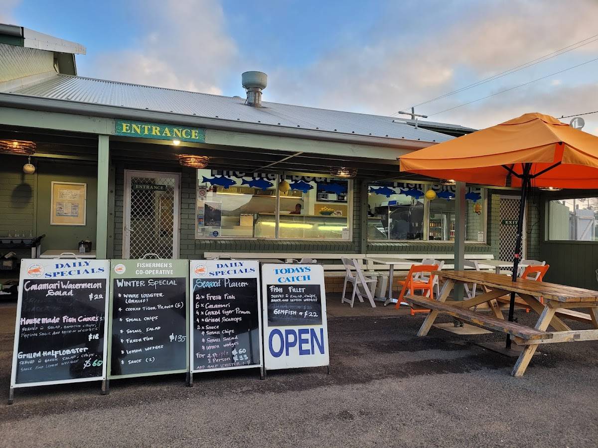 Menu at Apollo Bay Fishermen's Co-Op restaurant, Apollo Bay