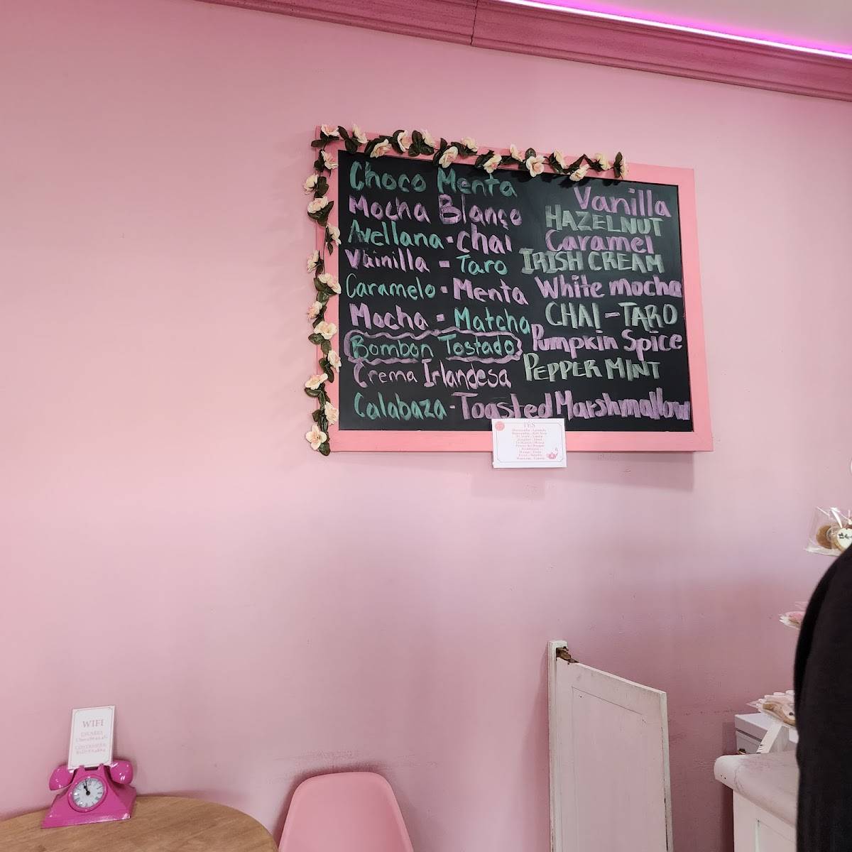 Menu at Besties Pink Cafe Co., Puerto Peñasco