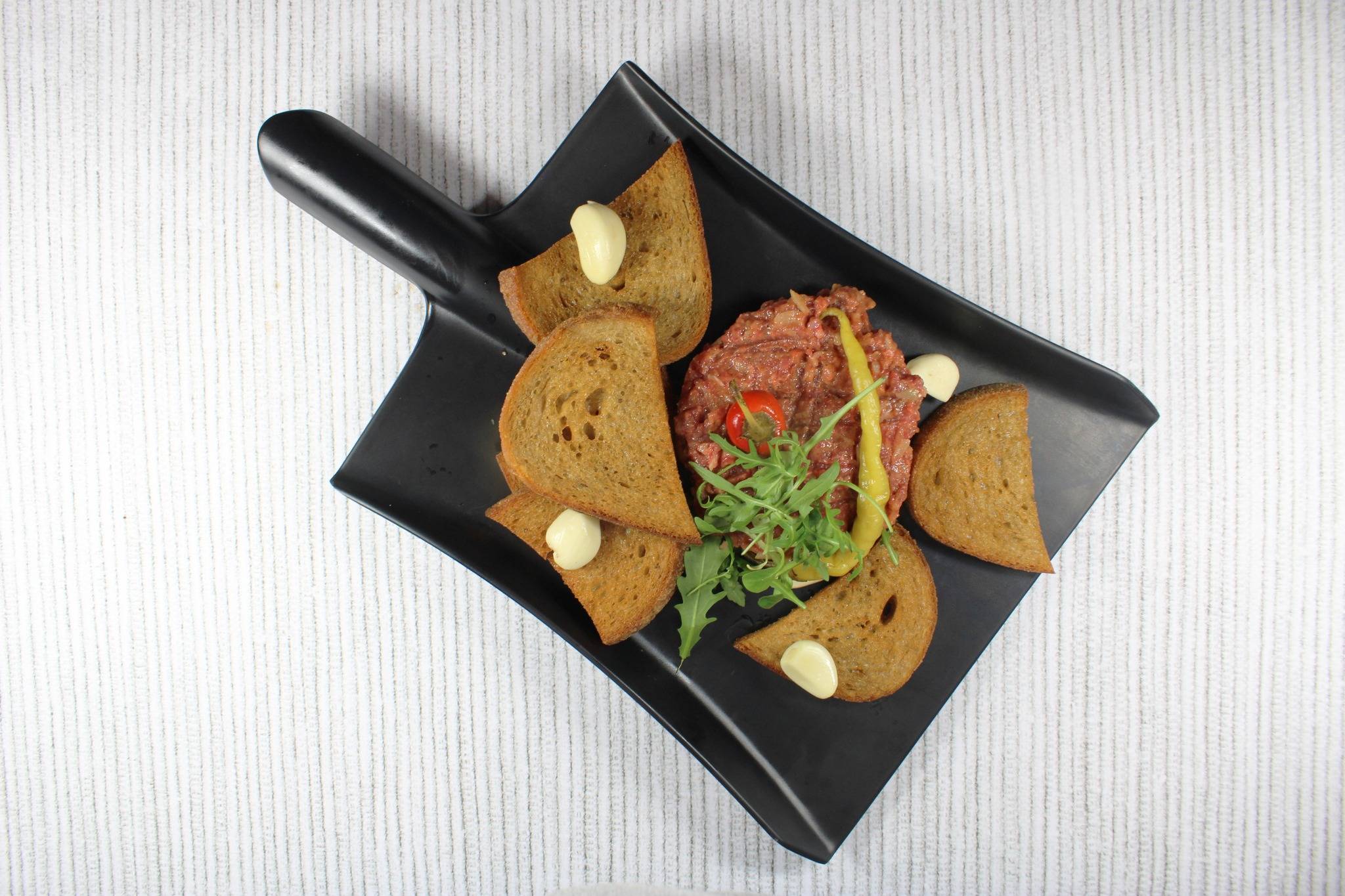 Menu at Bounty Rock Cafe, Olomouc, Hálkova 2 – vstup z