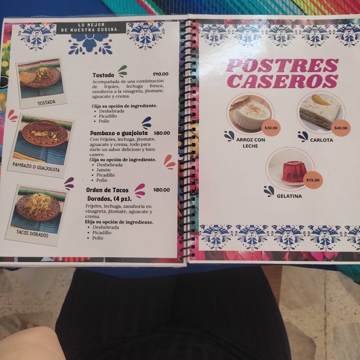 Menu at Café 5 de mayo, Santiago de Querétaro