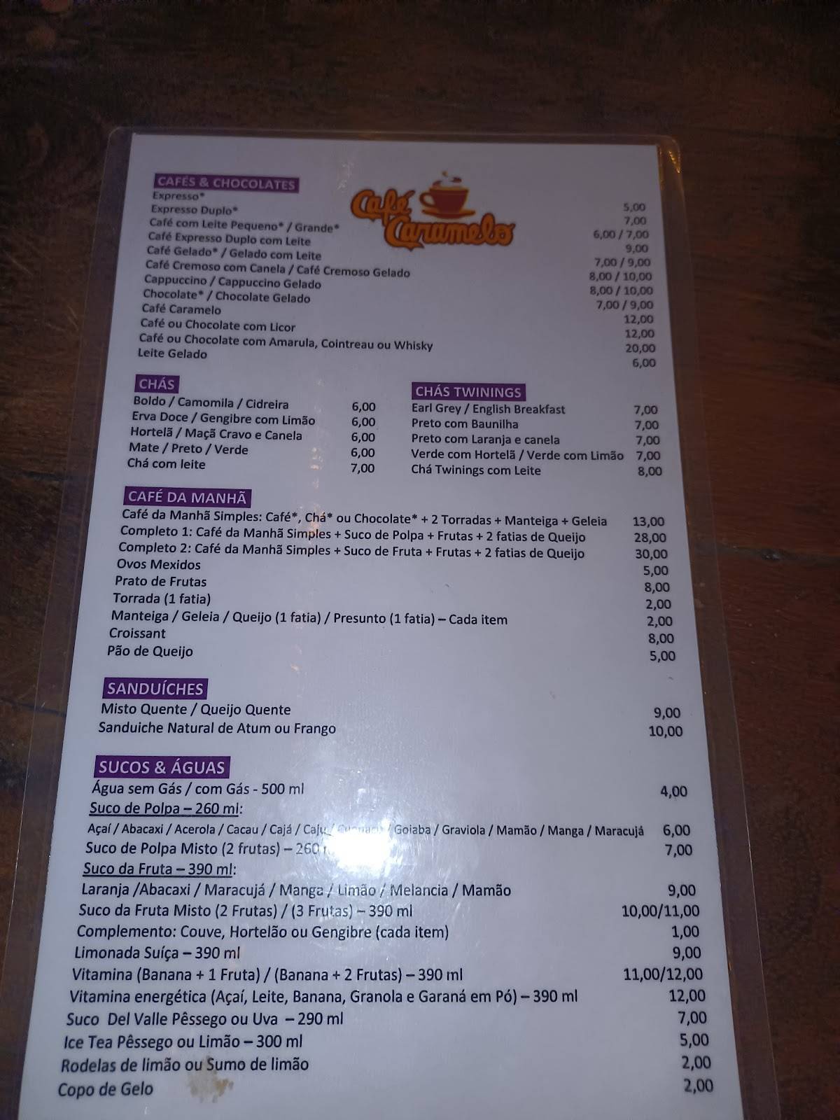 Menu em Café Caramelo, Itacaré, R. Pedro Longo