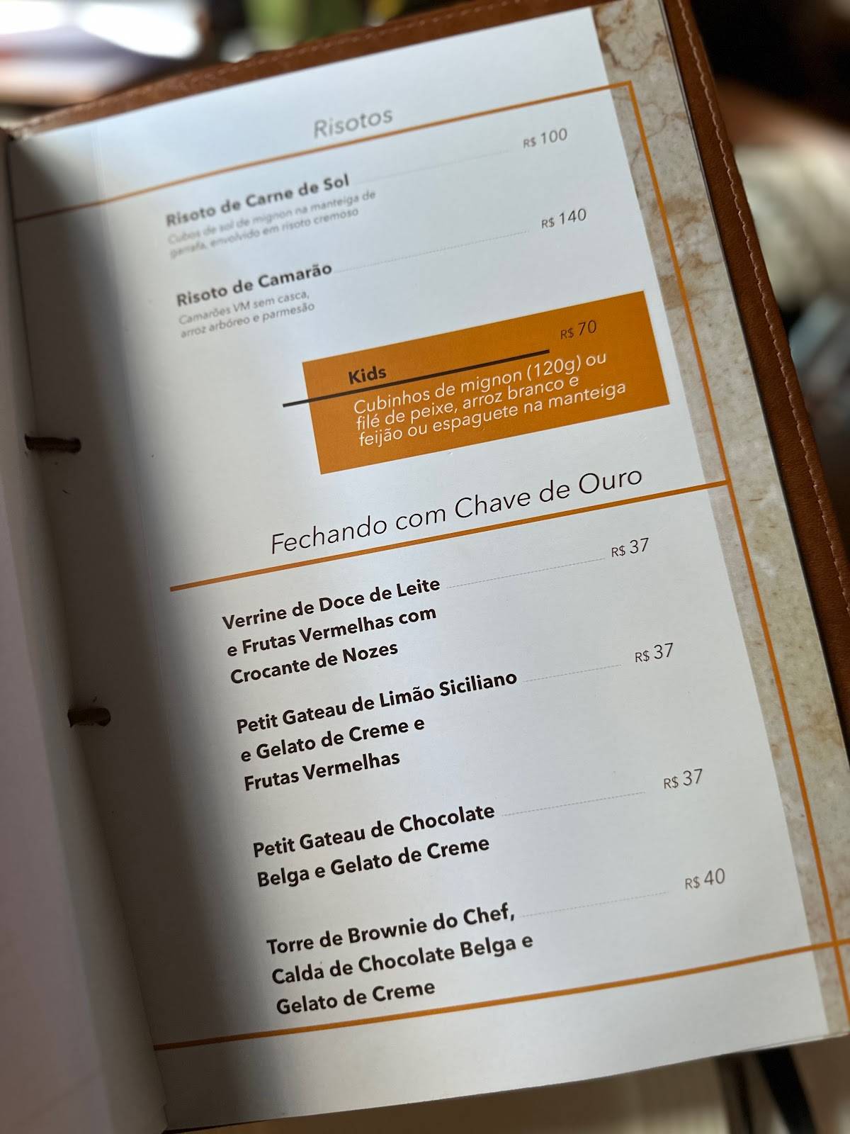 Menu em Casa chef Ari restaurante, Brasil, Rota do Lagarto