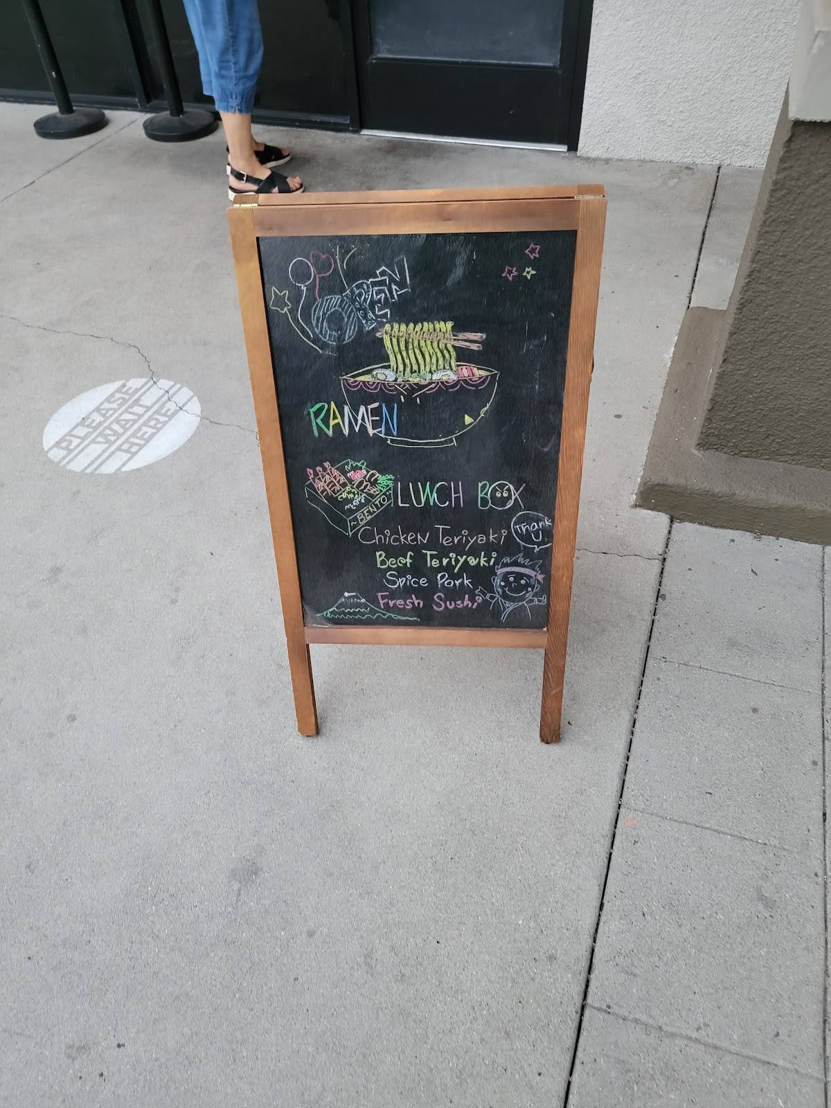 Menu at IPPA SUSHI RAMEN restaurant, Bell