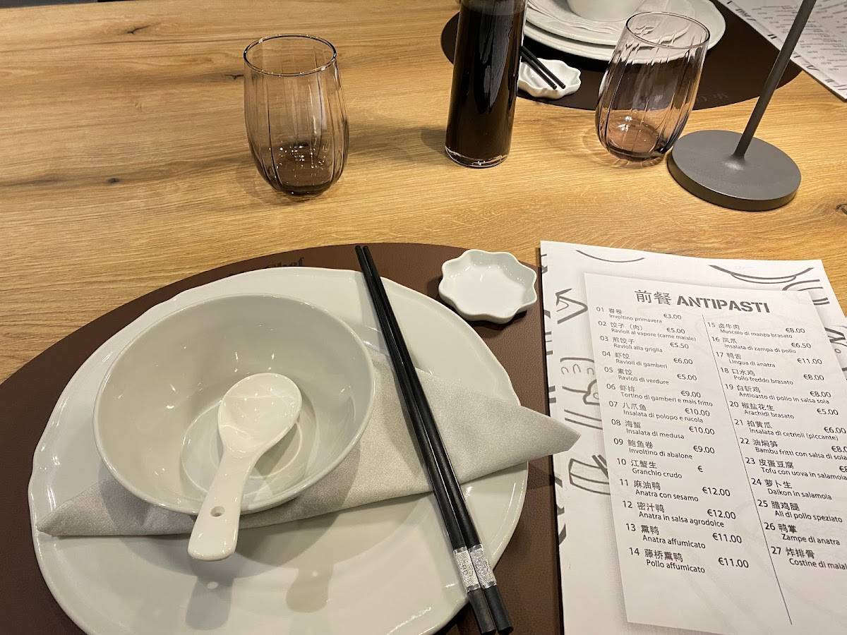 Menu at MOZI Restaurant, Venice