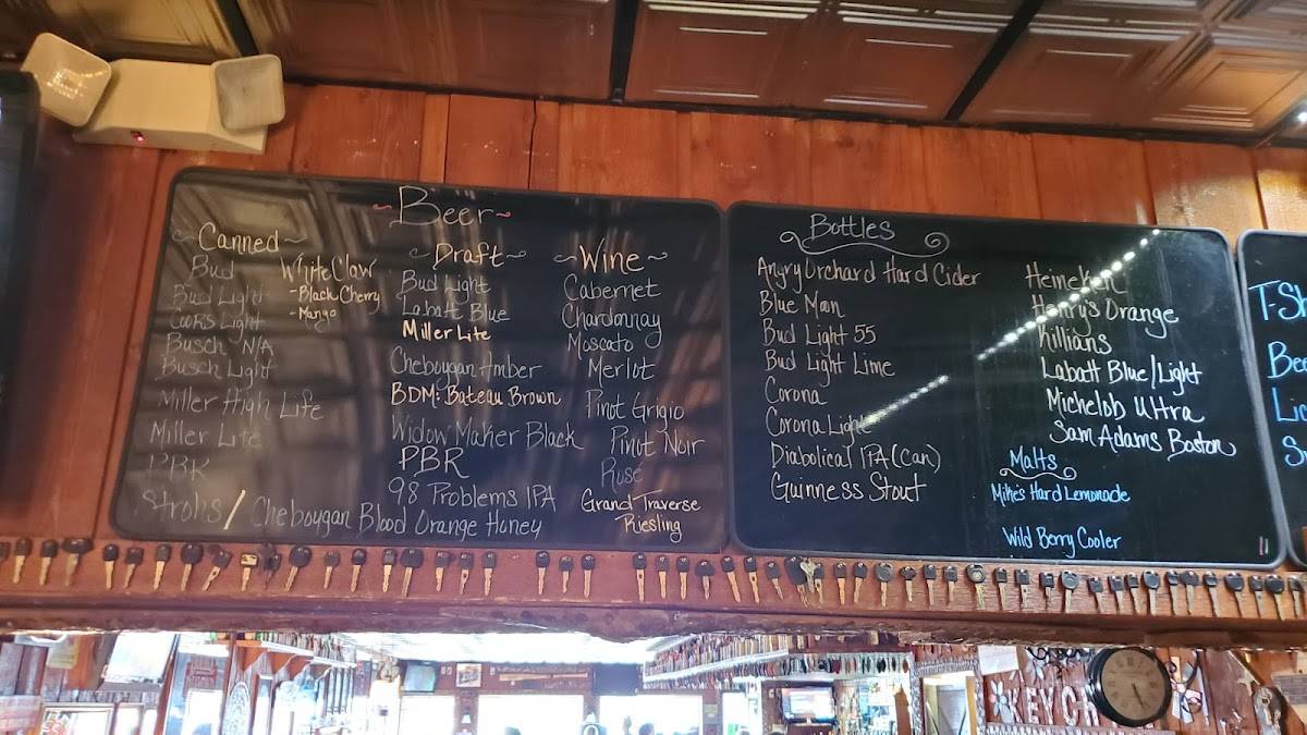 Menu at Keyhole Bar & Grill, Mackinaw City