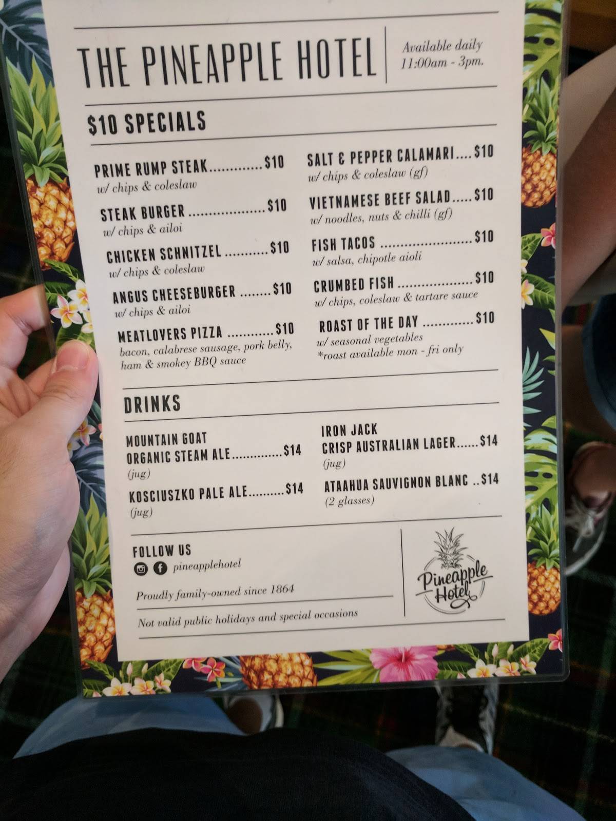 Menu at Pineapple Hotel pub & bar, Kangaroo Point, 706 Main St