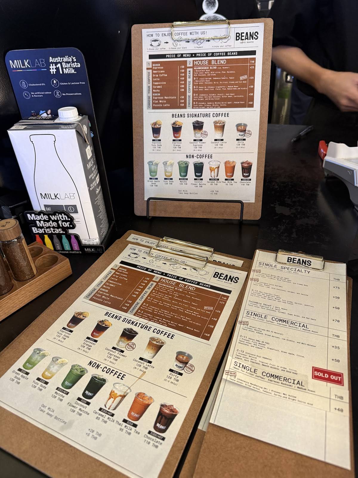 Menu at BEANS Coffee Roaster Ngamwongwan, Nonthaburi