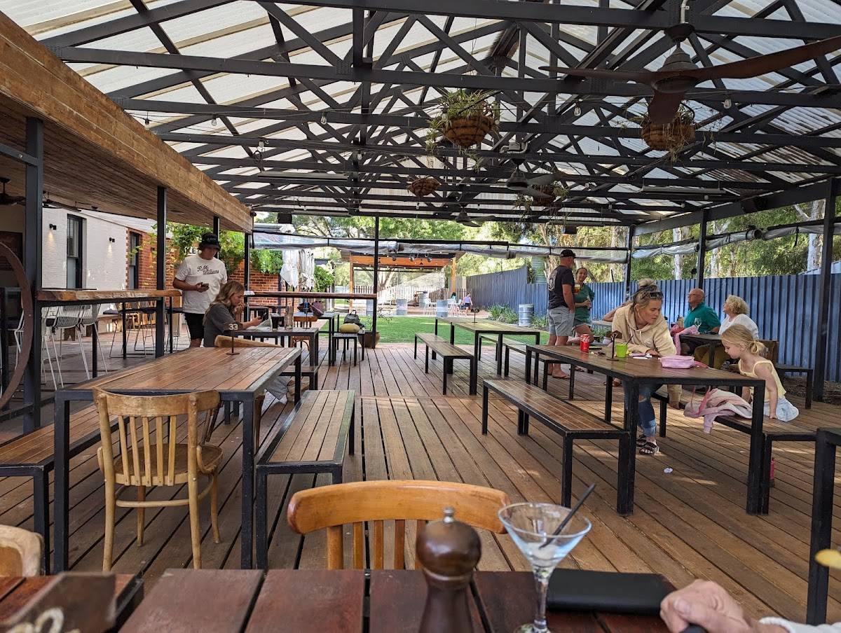 Menu at Balldale Hotel pub & bar, Balldale