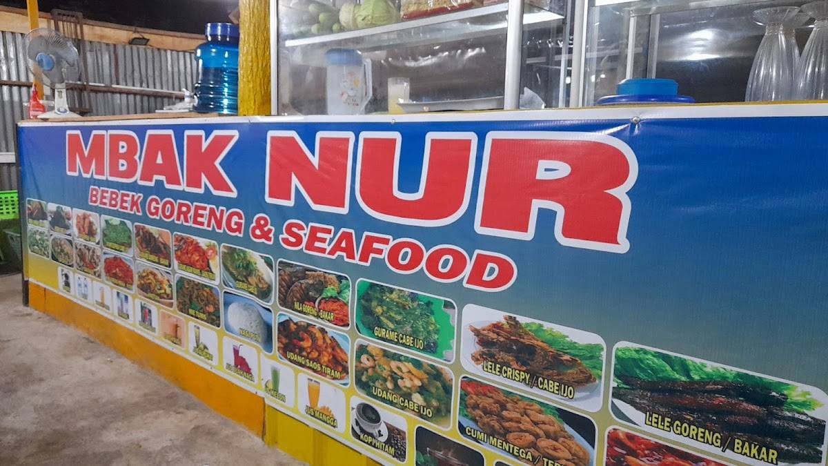 Menu at Bebek Goreng & Seafood Mbak Nur restaurant, Serasan Jaya
