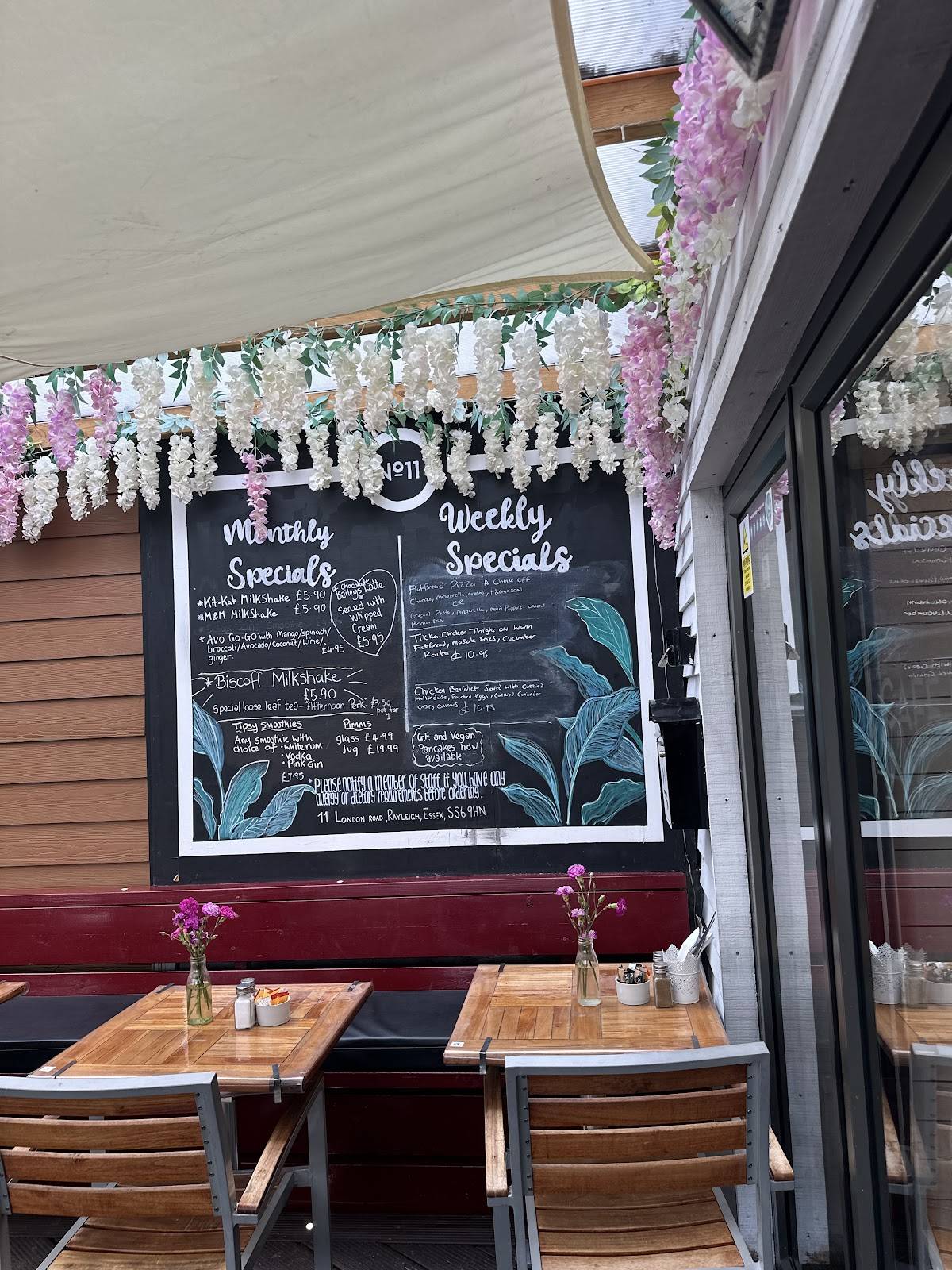 Menu at Café No.11 cafe, Rayleigh
