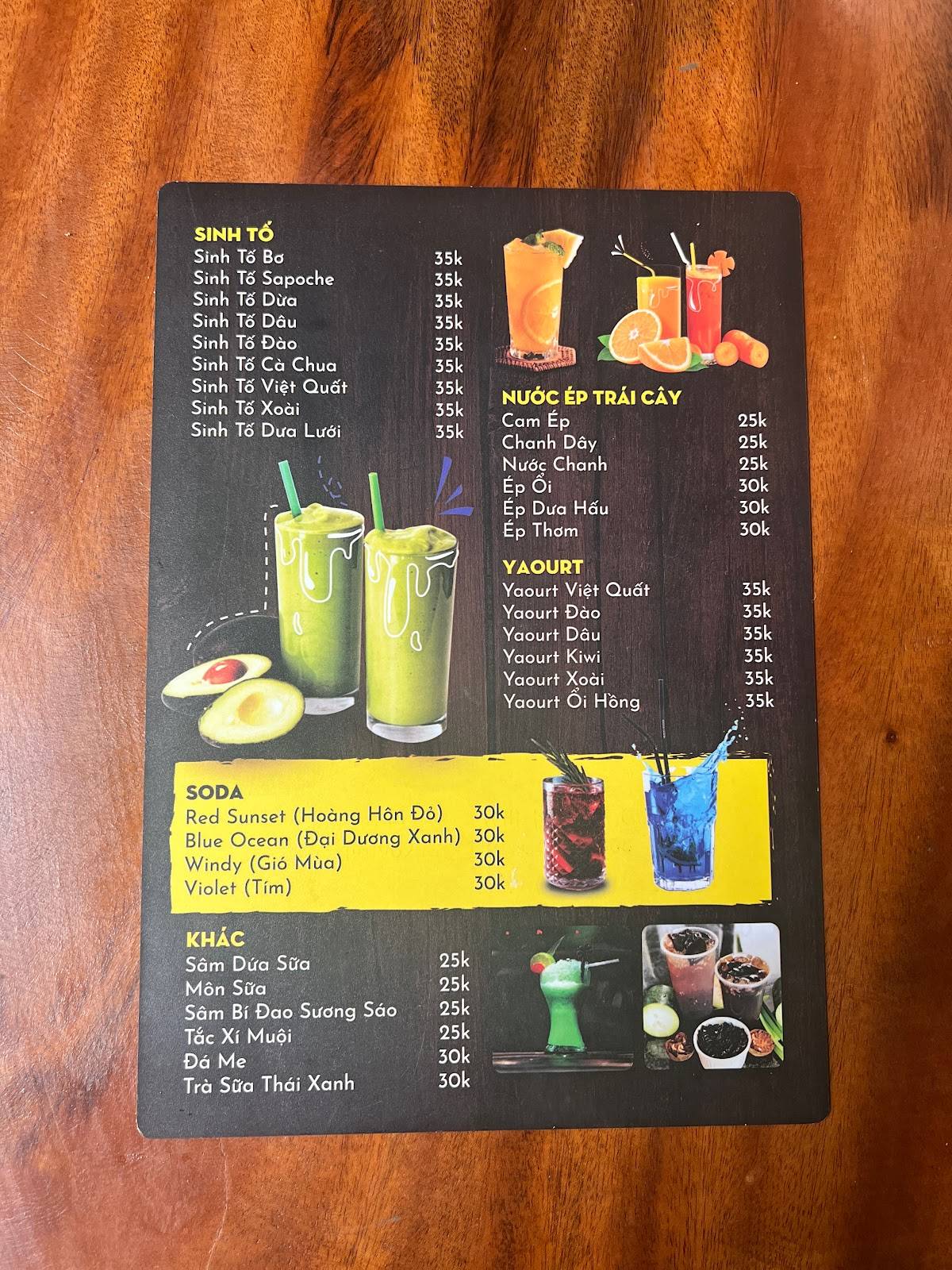 Menu at Cafe ngõ xưa 1982, Vietnam
