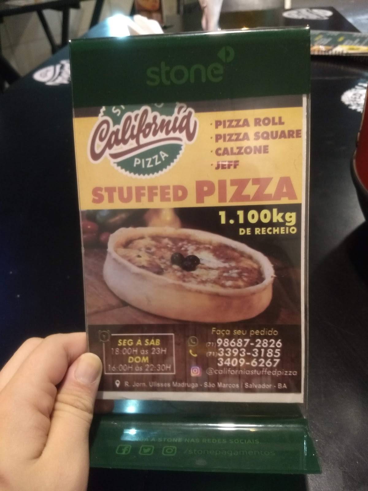 Menu em California Stuffed Pizza restaurante, Salvador