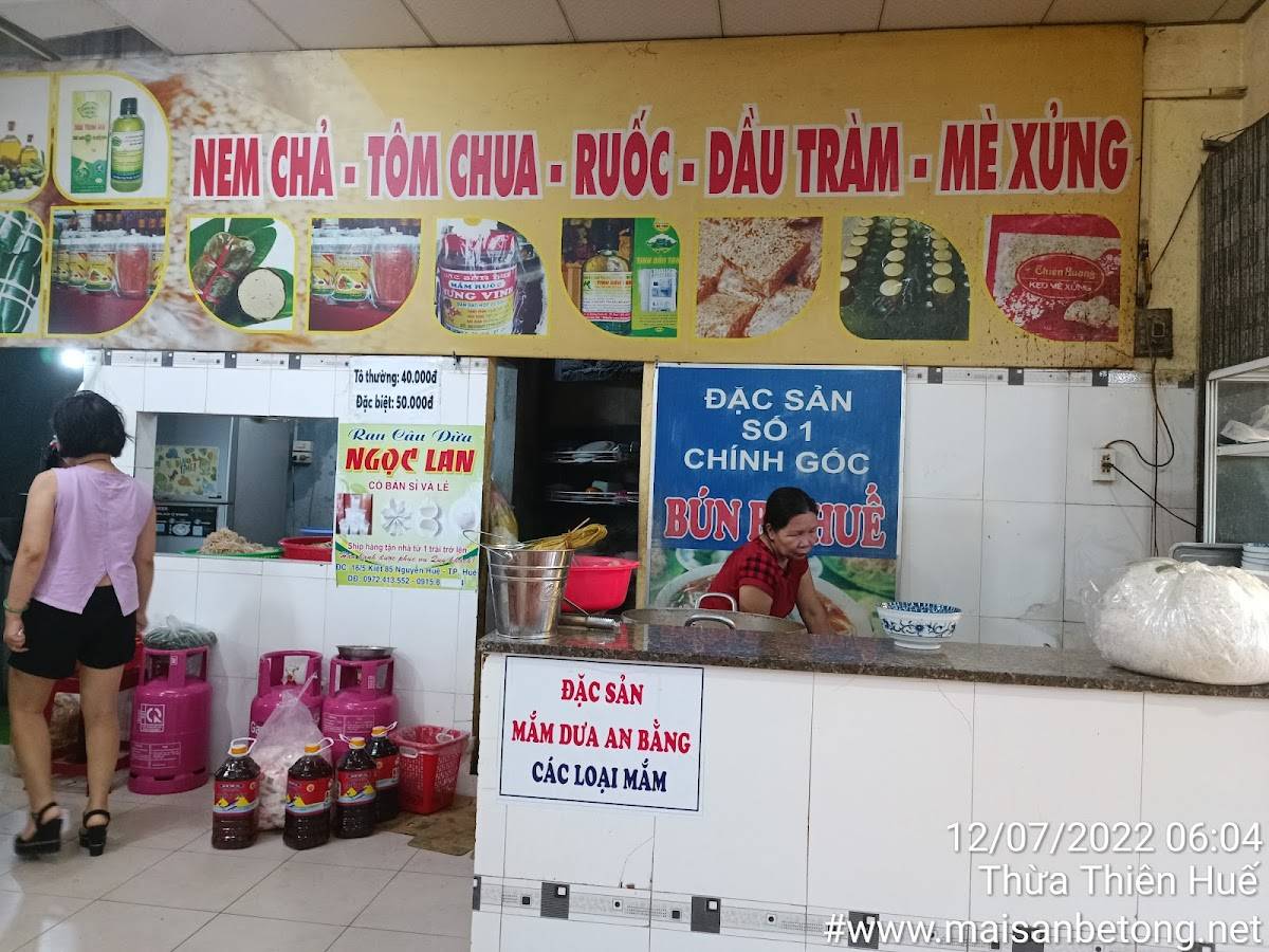 Menu at Dac san so 1. Bun bo hue restaurant, Hue, 19 Lý Thường Kiệt