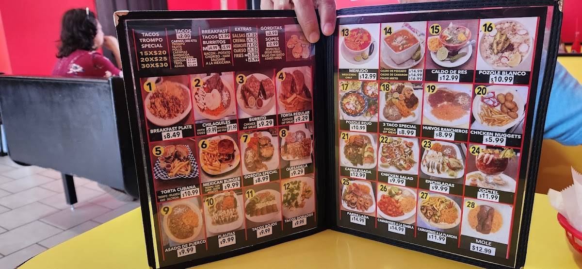 Menu at El sazón potosino restaurant, Grand Prairie