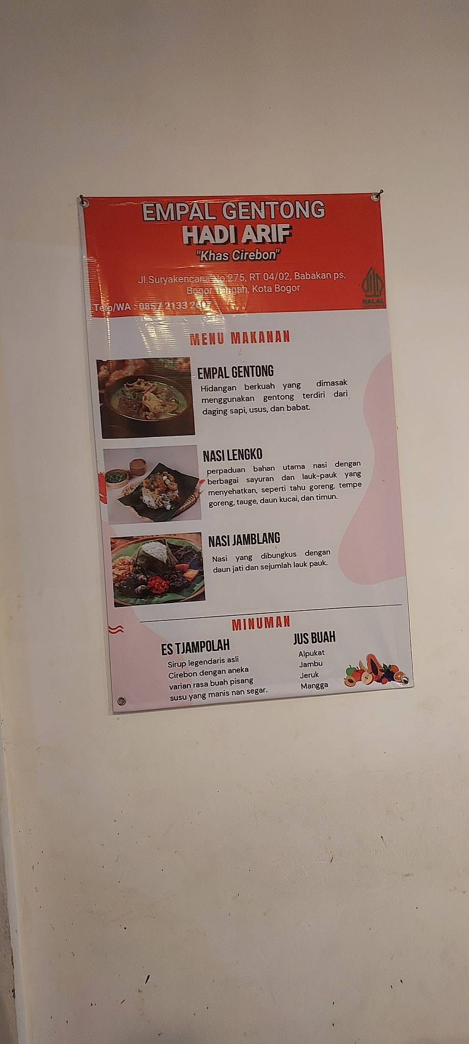 Menu at Empal Gentong cirebon dan bacang panas hadi arif, Bogor