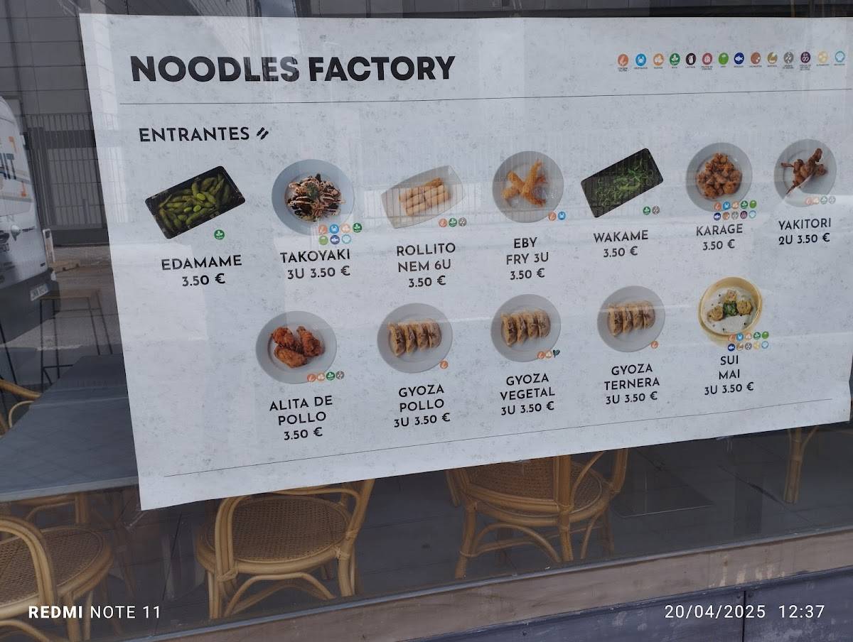 Carta del restaurante Fresh Noodle Factory, Madrid, C. del Santa Leonor