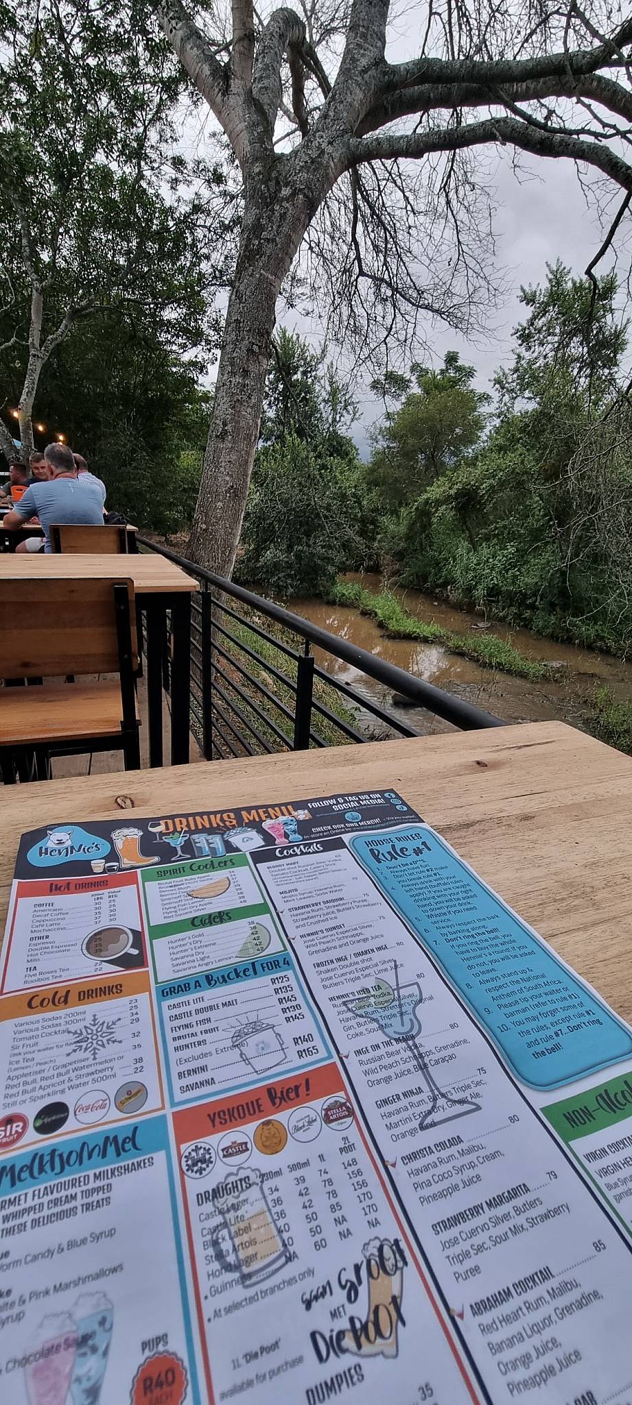 Menu at Hennie's Nelspruit Restaurant, Nelspruit