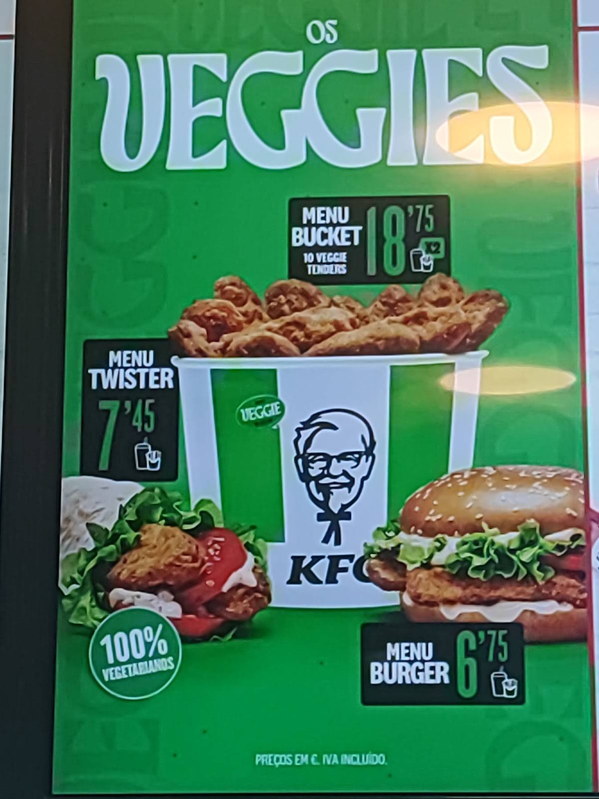Menu em KFC restaurante, Montijo, R. da Azinheira Loja 1.23