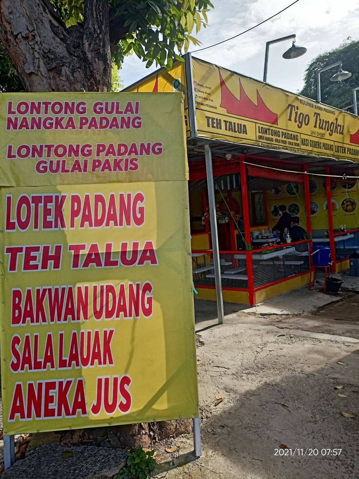Carta del restaurante Kuliner Khas Padang Tigo Tungku Uni Sherly, Bogor