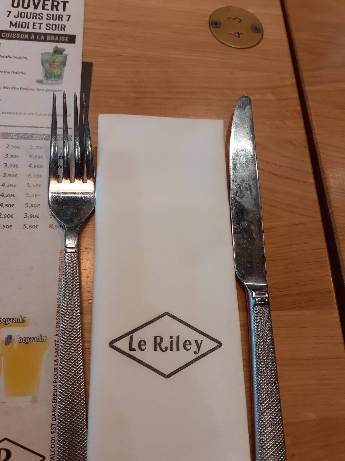 Menu au LE RILEY restaurant, Raillencourt-Sainte-Olle