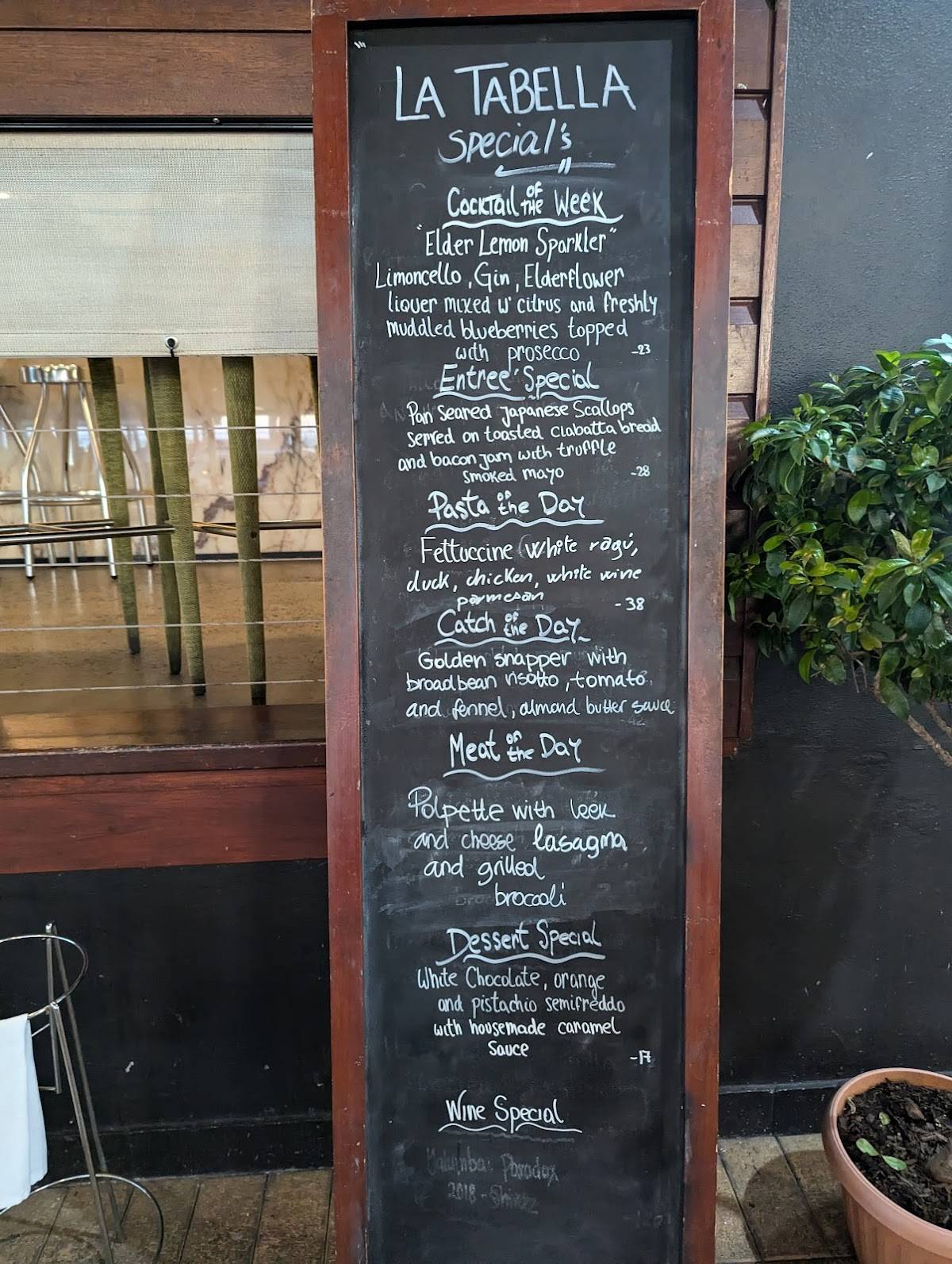 Menu at La Tabella Italian restaurant, Airlie Beach