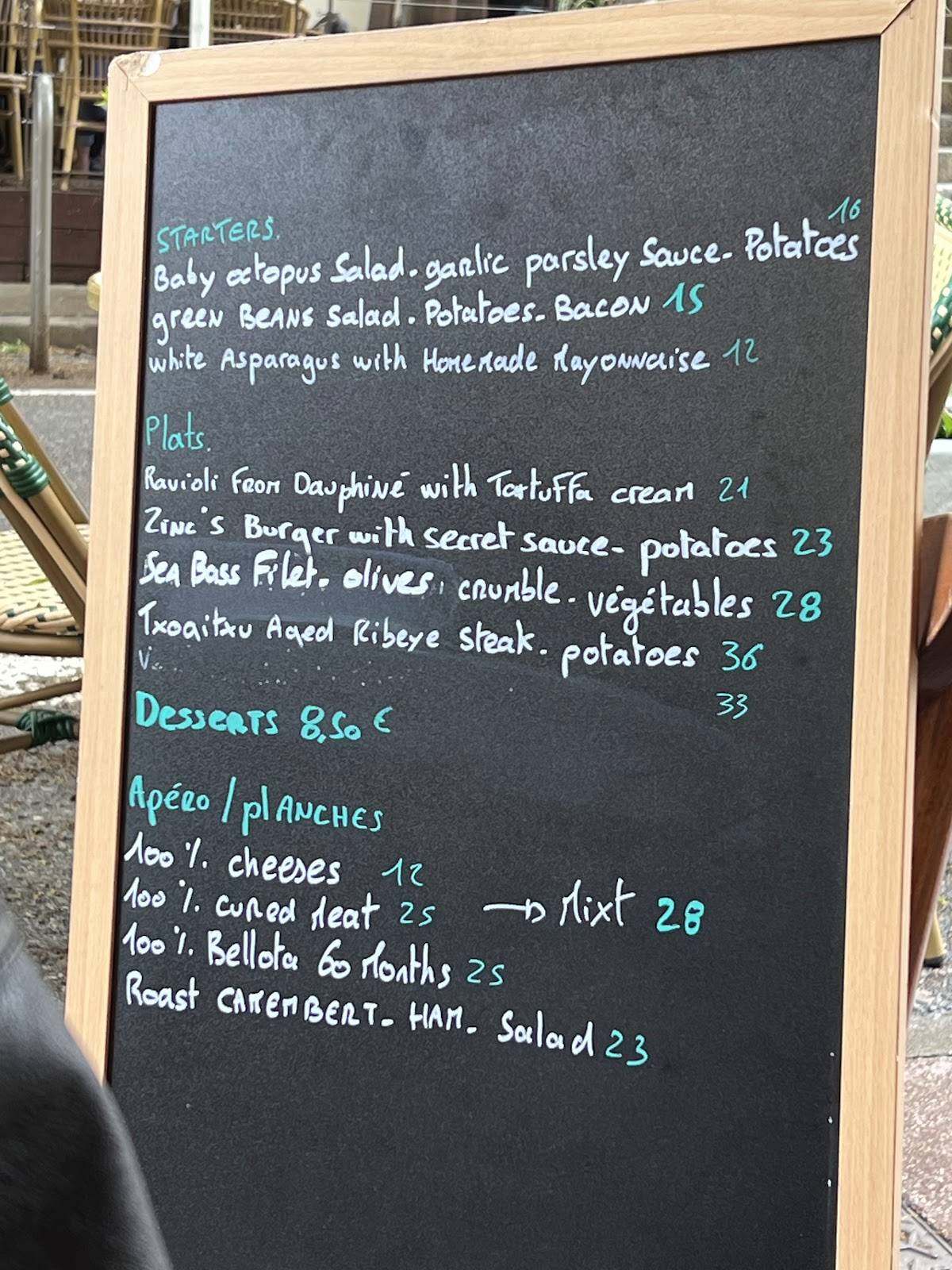 Menu au Le Zinc pub et bar, Antibes