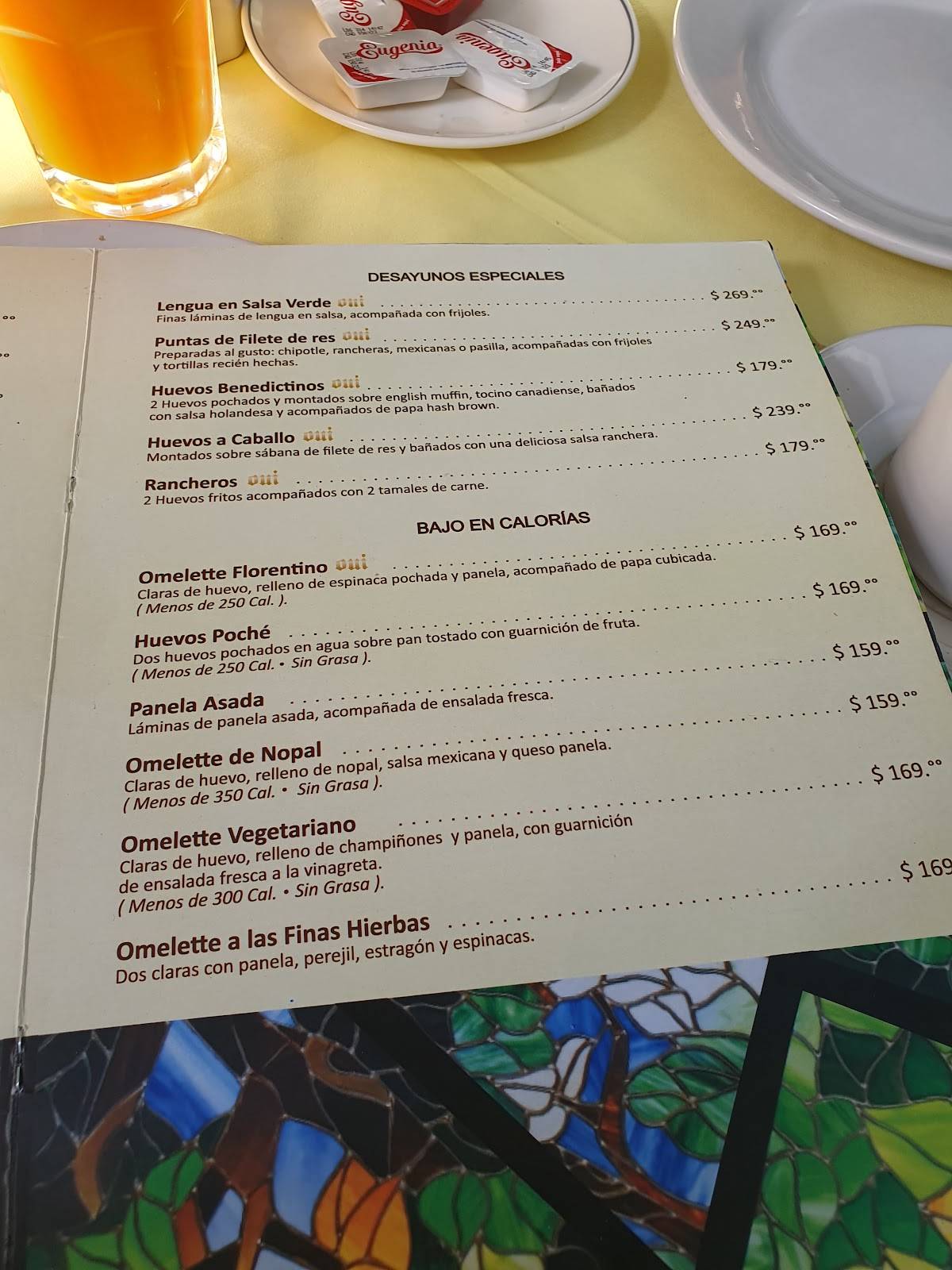Carta de OUI Restaurant Bar, Guadalajara, C. Manuel López Cotilla 2171