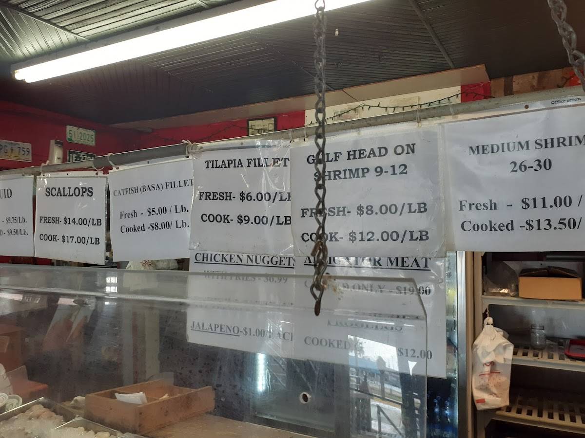 Menu at Pier 8 restaurant, Seabrook