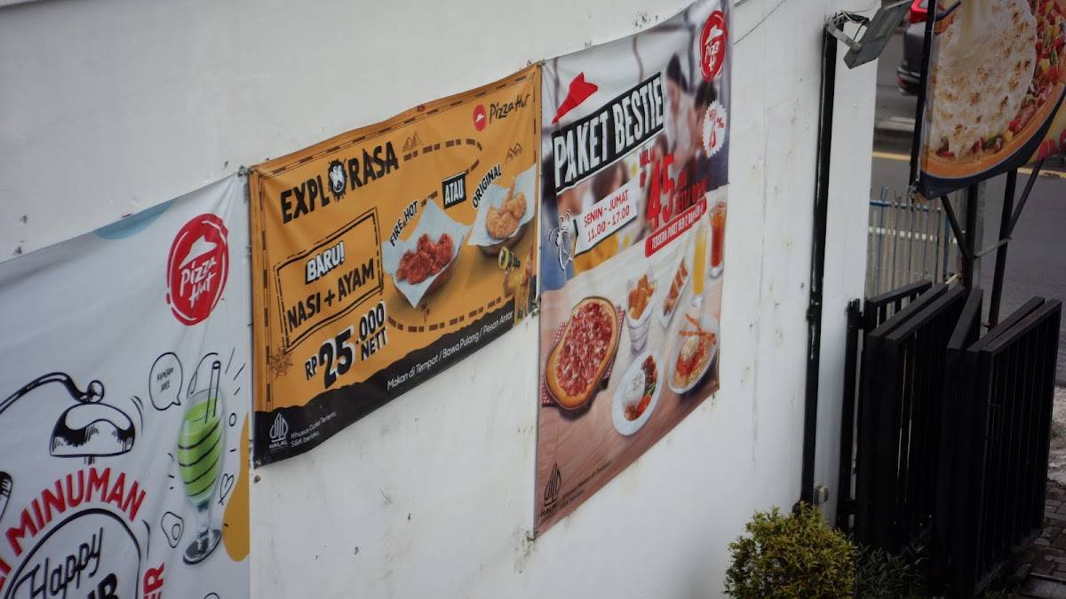 Menu at Pizza Hut Restoran restaurant, Depok, Jl. Raya Jakarta-Bogor